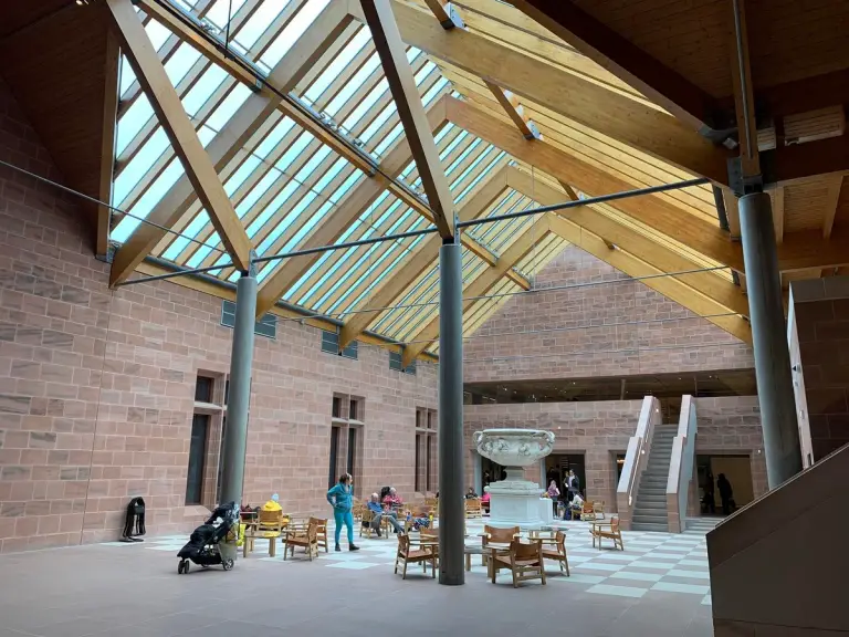 Burrell Museum Glasgow: Burrell Collection - design