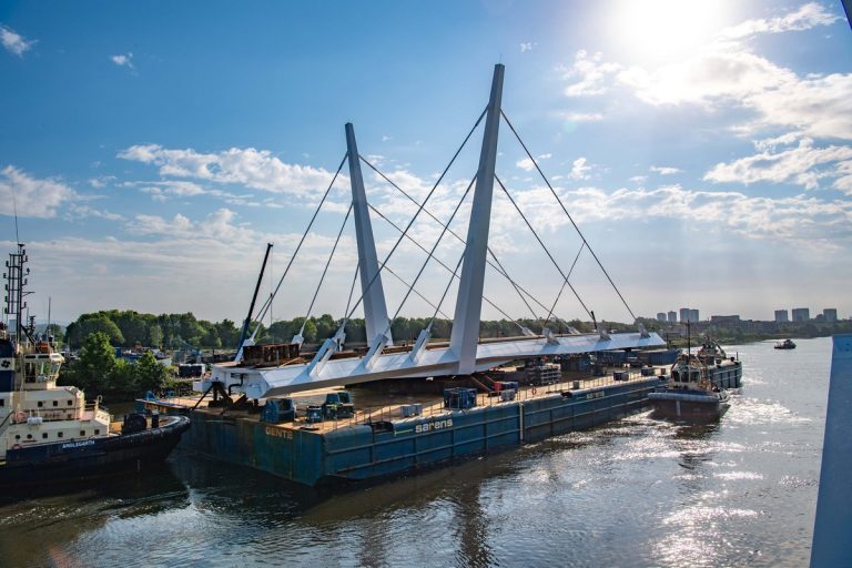 Renfrew Bridge, opening road crossing over River Clyde - design